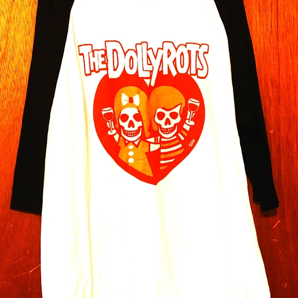 Gildan | Tops | The Dollyrots Tshirt | Poshmark